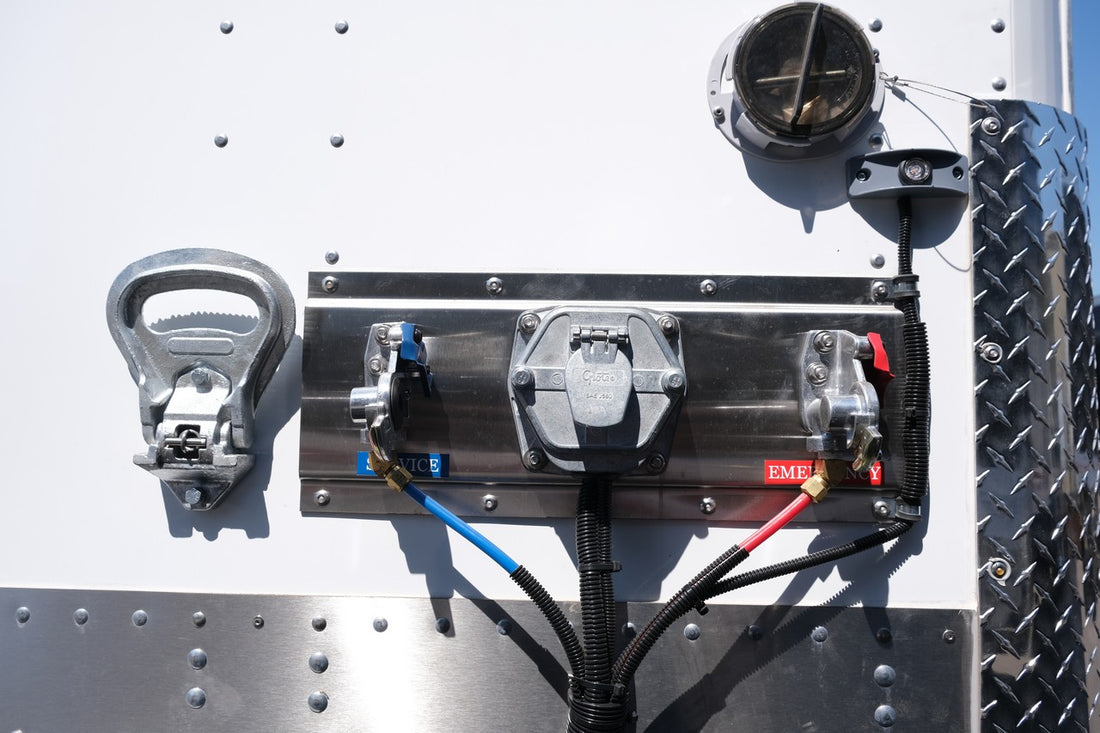 Insulated Van – Innovative Trailer Design Industries Inc.